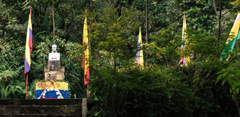 Bogotá: City Tour with Monserrate Hill - Price and Value