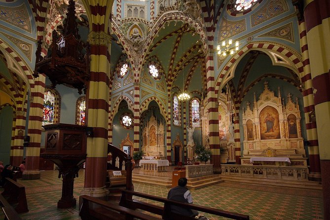 Bogotá Full Day City Tour. (8 Hrs.) - Meeting and Pickup Details