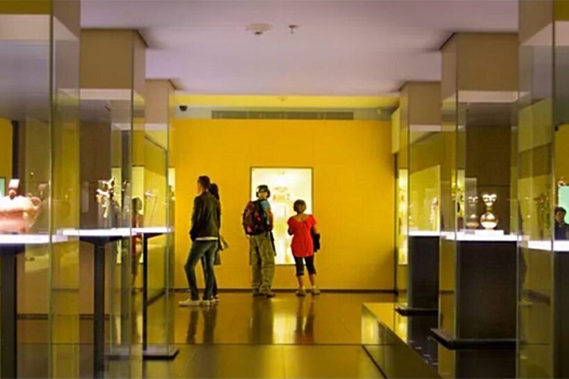 Bogota: Gold Museum and Monserrate Private Half-Day Tour - Practical Details & Transportation