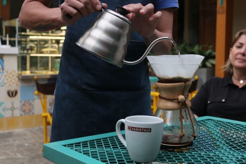 Bogotá: Guided La Candelaria Walking Tour - The Itinerary in Detail