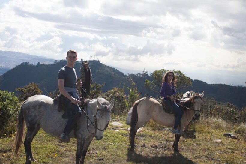 Bogota: Horseback Riding Tour - The Scenic Lookout