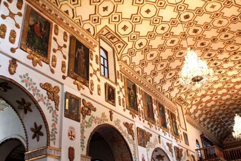 Bogota: La Candelaria Highlights Walking Tour - A Deep Dive into What This Tour Offers