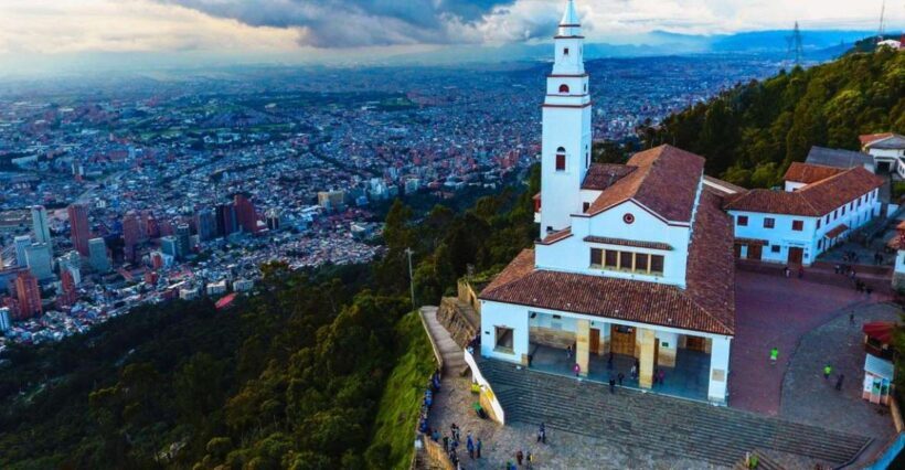 Bogotá: Monserrate, La Candelaria and City Walking Tour - An In-Depth Look at Bogotá’s Most Iconic Sights