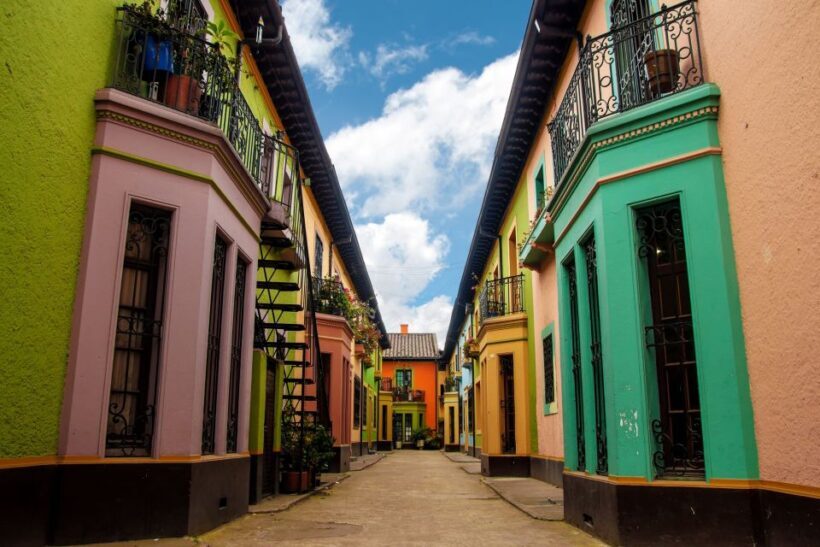 Bogota: Private custom tour with a local guide - Key Points