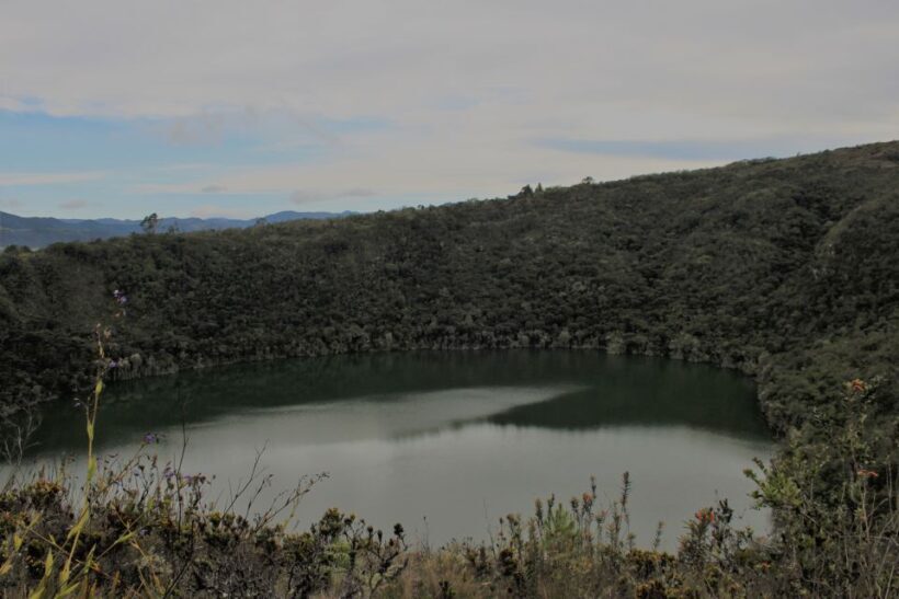 Bogotá: Salt Cathedral & Lake Guatavitá Tour with Lunch - From Bogotá to the Countryside: Setting Out