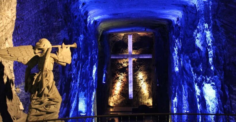 Bogota: Salt Cathedral of Zipaquira Private daily Trip - The Journey to Zipaquirá: What You Can Expect