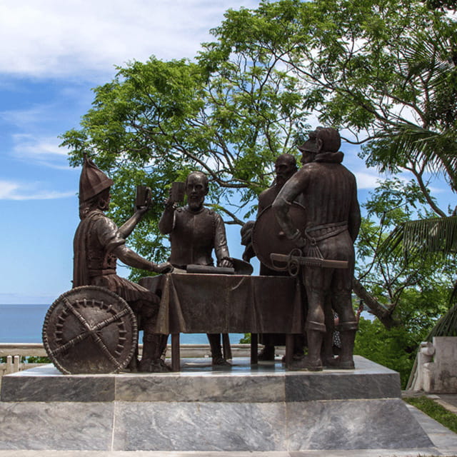 Bohol: Choco Tour with Lunch Buffet and Sikatuna Mirror - Key Points