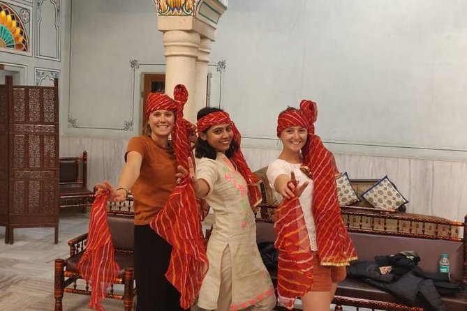 Bollywood Dance Class - Groove and shake on Hindi Movie hits ! - The Experience in Detail