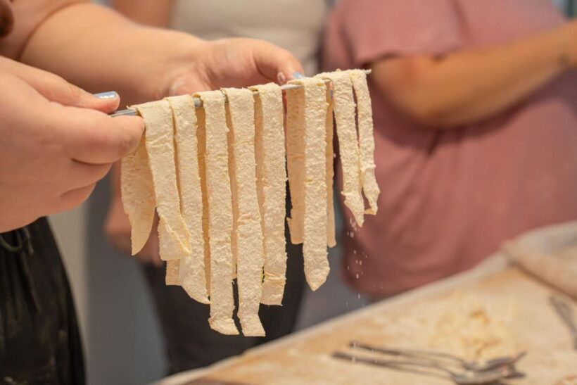 Bologna: Class dedicated to the pasta and tiramisu making - Analyzing the Value