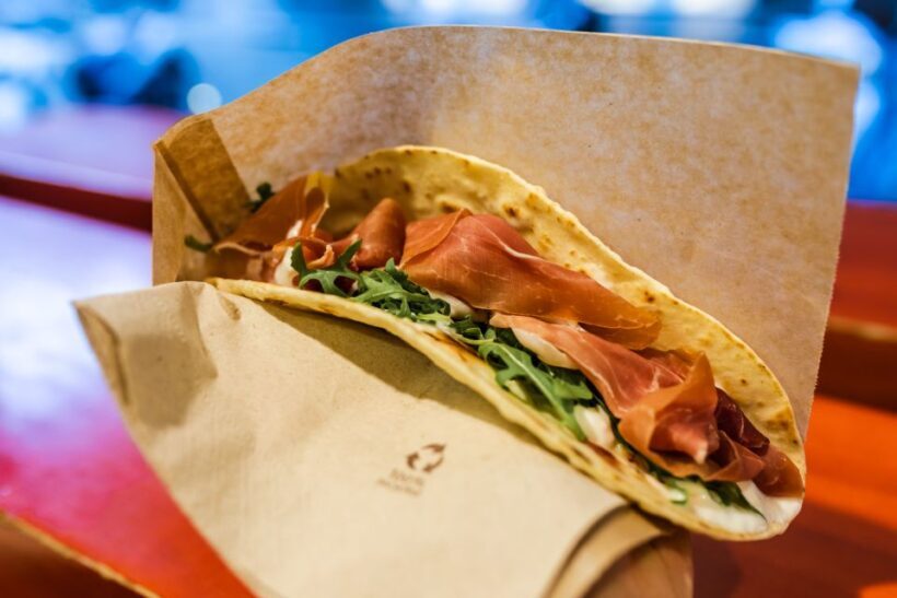Bologna: Eat and Drink Like a Local Food Tour - The Experience in Detail