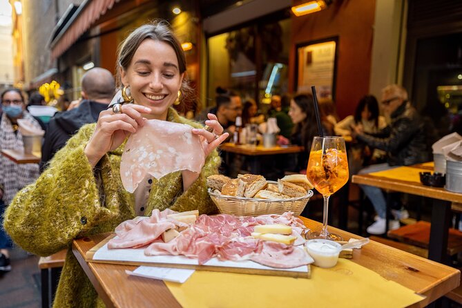 Bologna Food Tasting Box- Audio Guided Tour With Food Tasting - Meeting and Ending Point Details