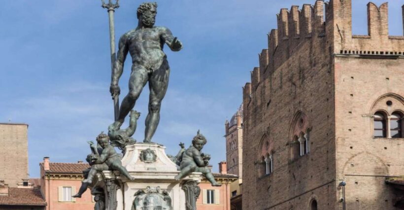 Bologna Guided Bike Tour - Key Points