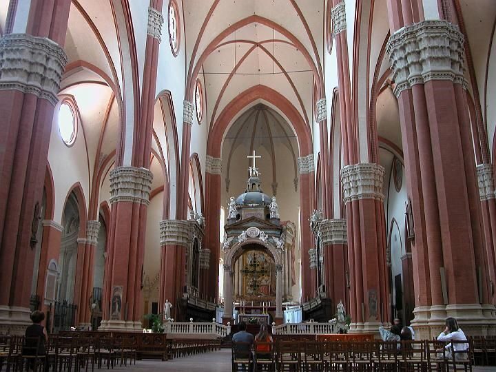 Bologna: Guided Walking Tour - Authenticity and Guides