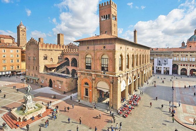 Bologna Highlights Private Tour with Top Rated Local Guide - Introduction: An Authentic Look at Bologna’s Charm