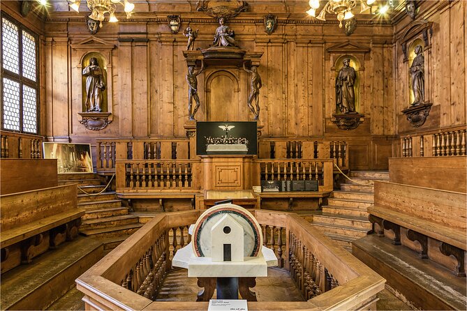 Bologna in One Day: Art, History and Gastronomy - Venerating the Bolognini Chapel, San Petronio