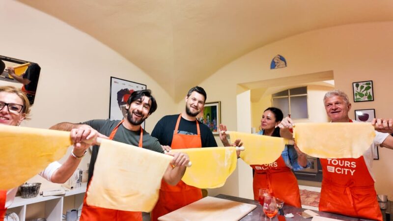 Bologna: Pasta Tagliatelle Ragu Cooking Class with Spritz - FAQs