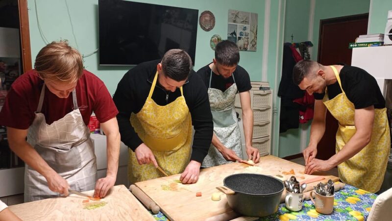 Bologna: Pasta Tagliatelle Ragu Cooking Class with Wine - Who Will Love This?