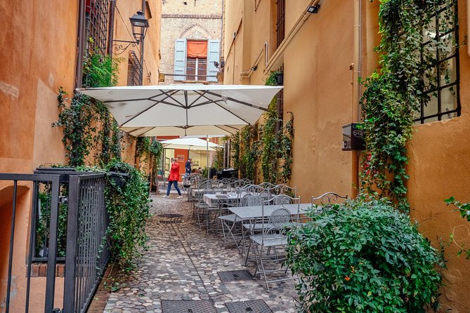 Bologna Private City Kickstart Tour - Culinary Delights of Bologna