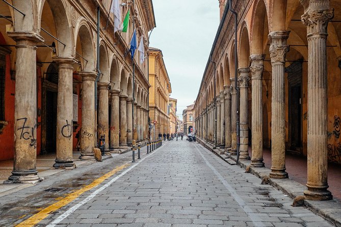 Bologna Private City Kickstart Tour - Personalized Insights From the Guide
