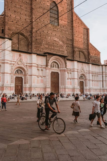 Bologna: Private Top Historical Sites Guided Walking Tour - What the Tour Means for You