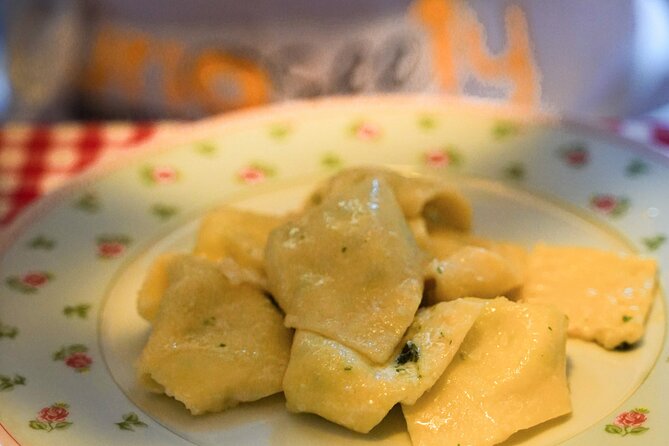 Bologna: Tagliatelle & Ragù Home Cooking Class with wine - Practical Tips for Travelers