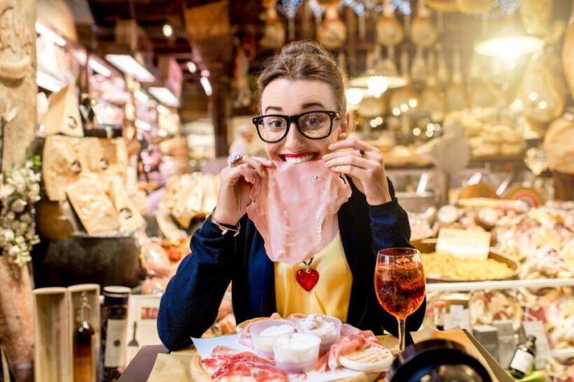 Bologna: Taste Local Specialties on a Guided Walking Tour - Key Points