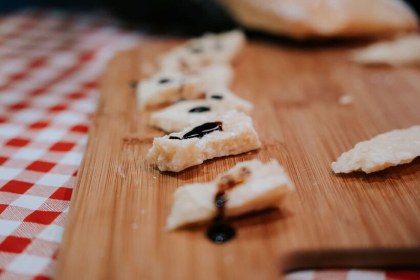 Bologna: Tastes and Traditions Food Tour with Market Visit - Ending with a Cultural Touch