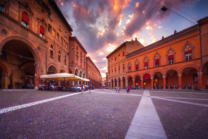 Bologna: the Red Medieval Pearl and Its Delicious Food (Private Tour) - Exploring Bolognas Historical Connection With Food