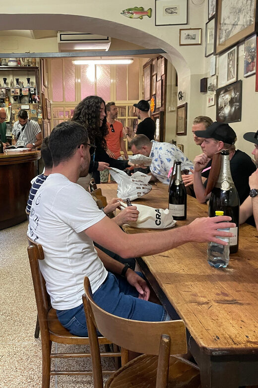 Bologna: Walking Food Tour and Highlights with a Local Guide - Discovering Handmade Pasta: Tagliatelle al Ragu