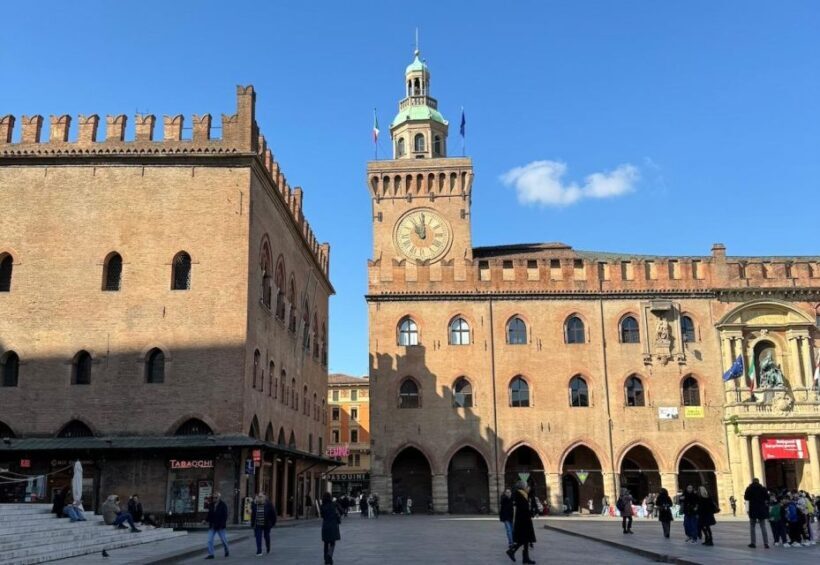 Bologna Walking tour with Tower Sky View and Archiginnasio - Exploring Bologna: A Walk Through Italy’s Culinary and Architectural Heart