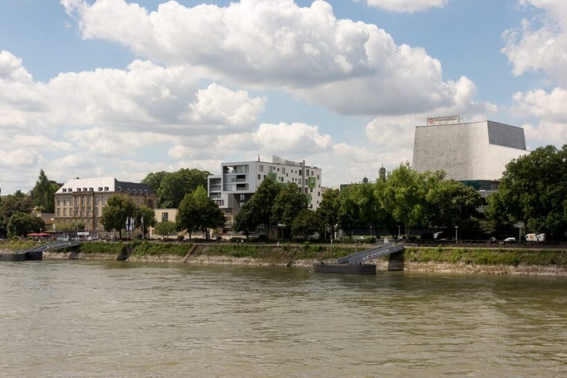 Bonn: Evening Sightseeing Cruise on the Rhine River - An Authentic Bonn Experience on the Water