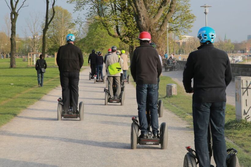 Bonn: Segway Tour - Bonn Skyline and Beueler Rheinaue