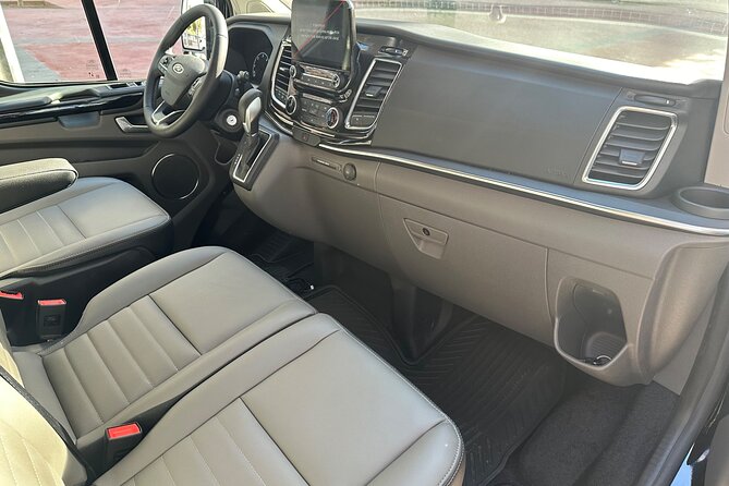 Book Private Transfers From Barcelona Airport to Barcelona City - Pricing and Cancellation Policy