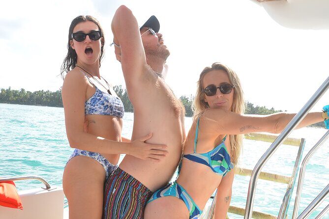 Boots and Booze in Punta Cana, A COUNTRY Party Boat Cruise - Is This Tour Right for You?