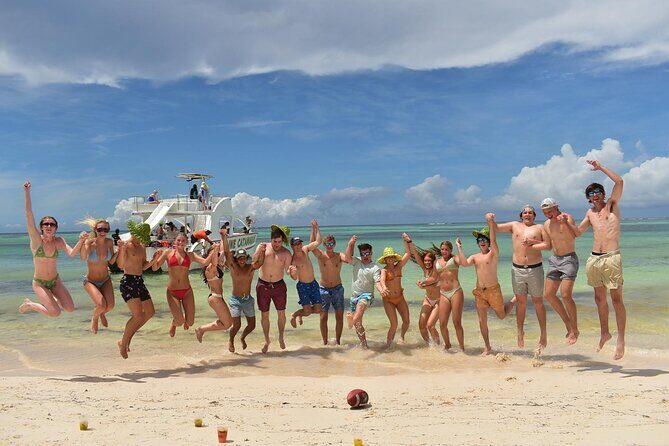 Boots and Booze in Punta Cana, A COUNTRY Party Boat Cruise - FAQ