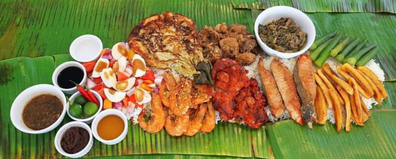 Boracay: Island Hopping Tour with Boodle Fight Lunch - Key Points