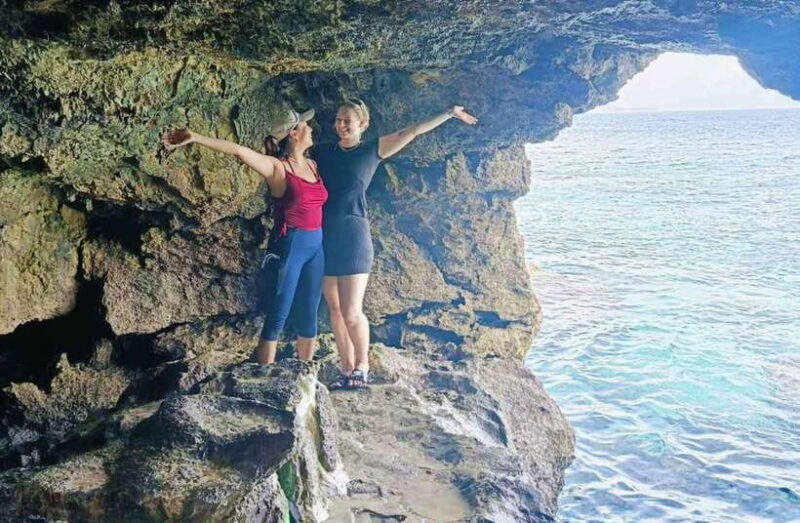 Boracay: Island Hopping Tour with Hot Kawa Bath and Lunch - FAQs