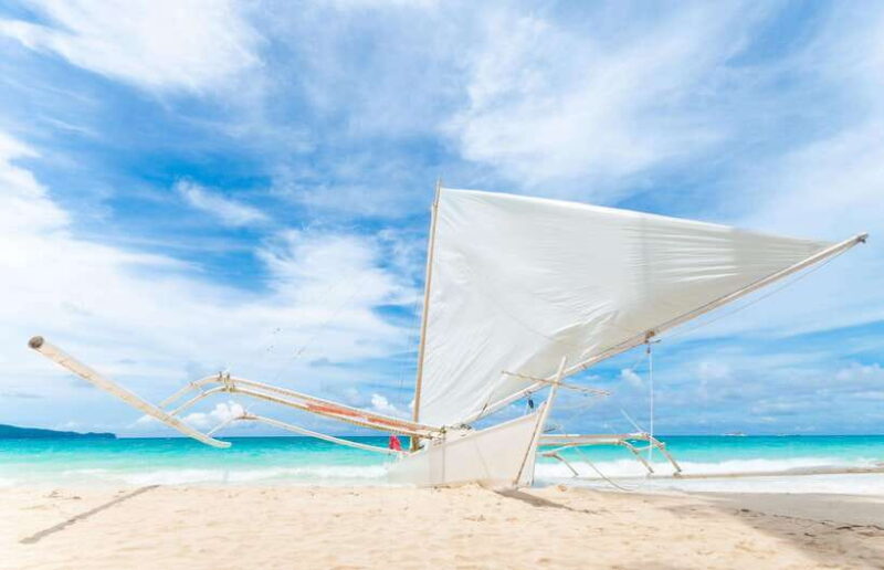 Boracay: Paraw Sailing with Photos - Key Points