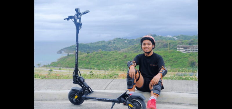 Boracay Scuba Diving with Parasailing and E-Scooter - Value for Money