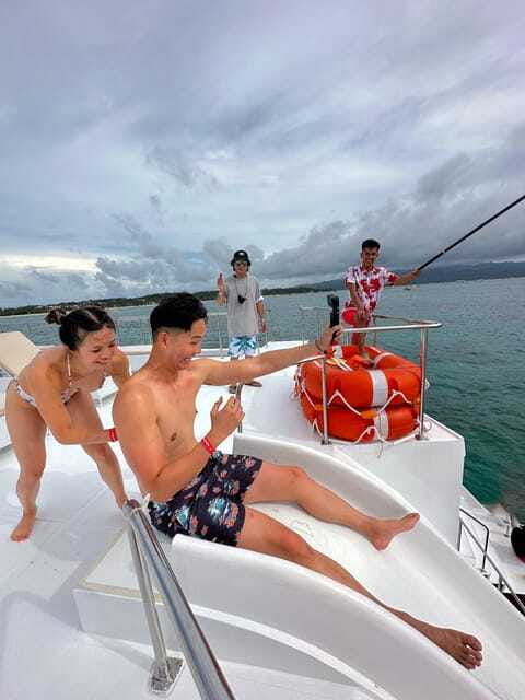 Boracay Sunset Cruise with RedWhale Party Yacht - The Experience: Atmosphere, Crew, and Entertainment