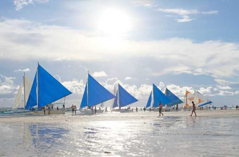 Boracay: Sunset Paraw Sailing Trip with Photos - The Value for Your Money