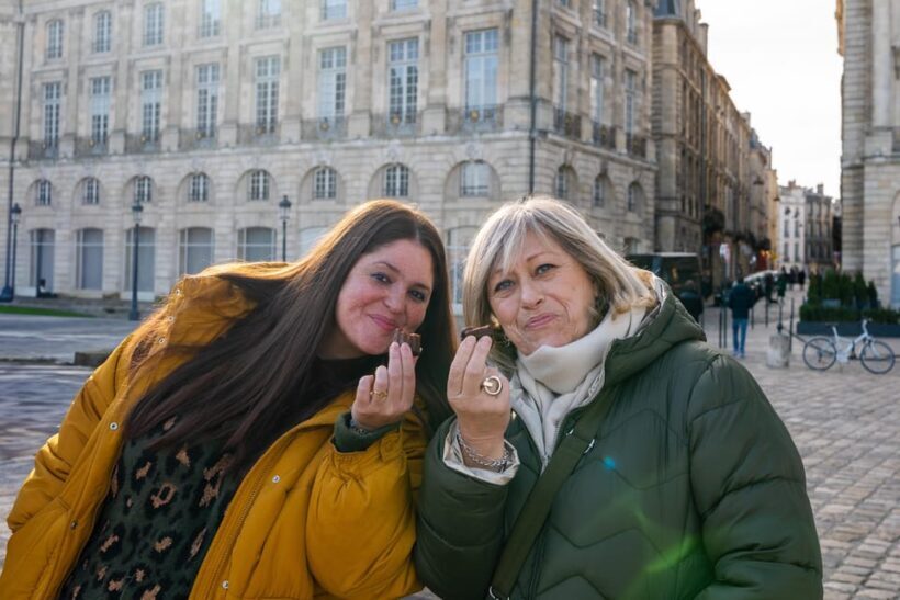 Bordeaux : Afternoon Food Tour with local delicacies - Key Points