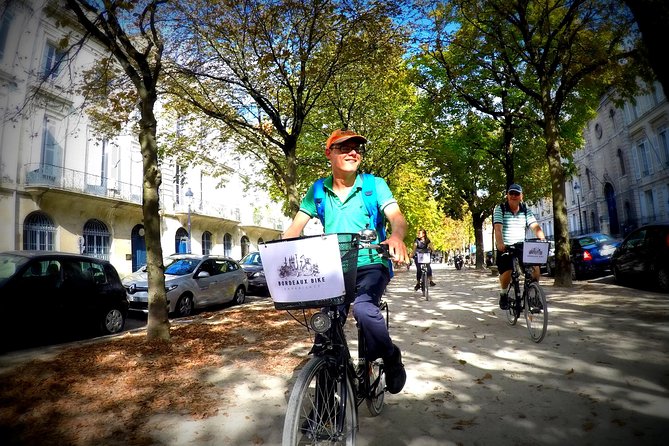 Bordeaux Essentials Sightseeing Bike Tour With a Local Guide - Tips for a Successful Tour