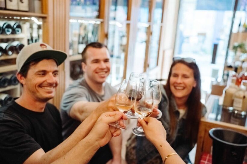 Bordeaux: Guided Food and Wine Tour with Tastings - Introduction to the Bordeaux Food and Wine Tour