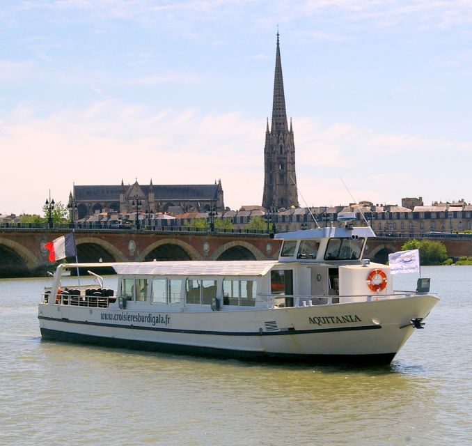 Bordeaux: Guided River Cruise - Picturesque Views and Sounds of the River and City