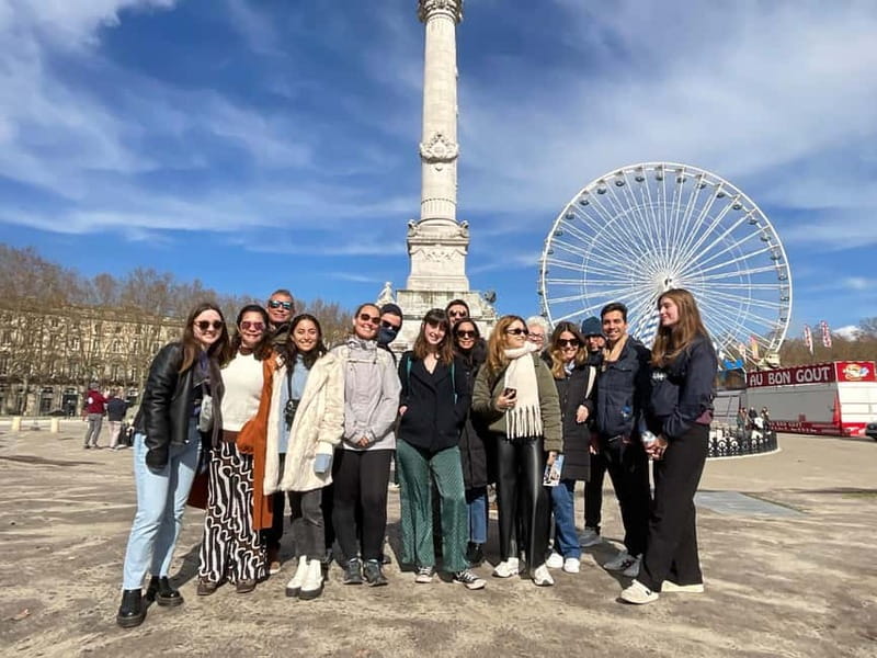 Bordeaux: Guided Waking Tour in French - Stories and Anecdotes from a Local Guide