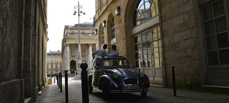 Bordeaux: Private Tour in a Citroën 2CV - The Sights in Detail: Why They Matter