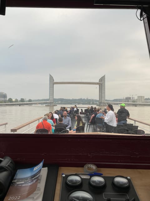 Bordeaux: River Garonne Cruise with Glass of Wine and Canelé - FAQ