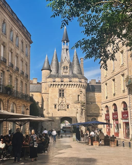 Bordeaux: Small Group - Guided Walking Tour - Taking in Bordeauxs Rich History and Architecture