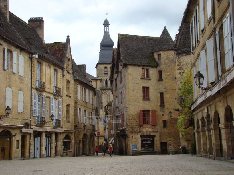 Bordeaux to Dordogne: Castles & Villages Private Tour - Final Verdict: Who Will Love This Experience?